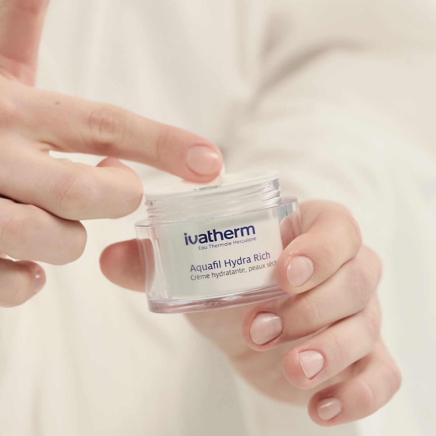 Aquafil Hydra Rich Crema hidratanta pentru fata | Ivatherm